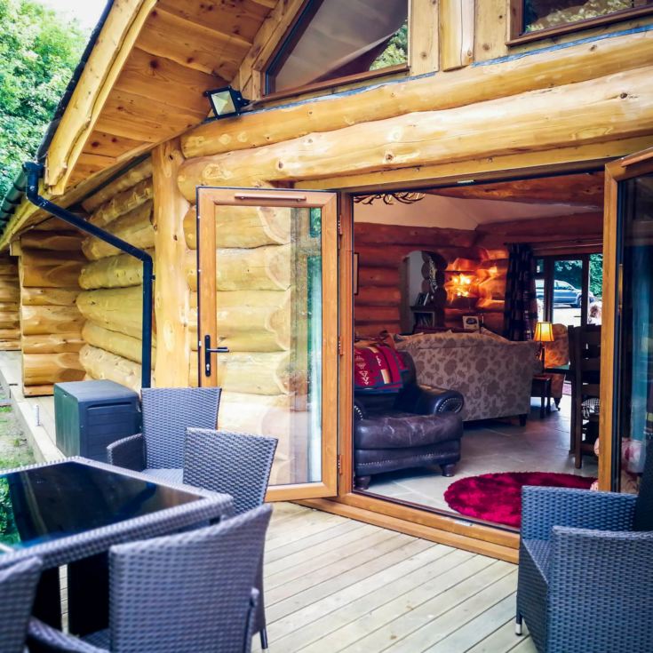 Two Night Stay in a Log Cabin at Badgers Wood, Hoo Zoo and Dinosaur World